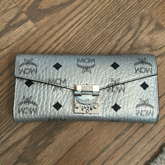 MCM | Bags | Large Mcm Silver Envelope Style Wallet With Optional ...